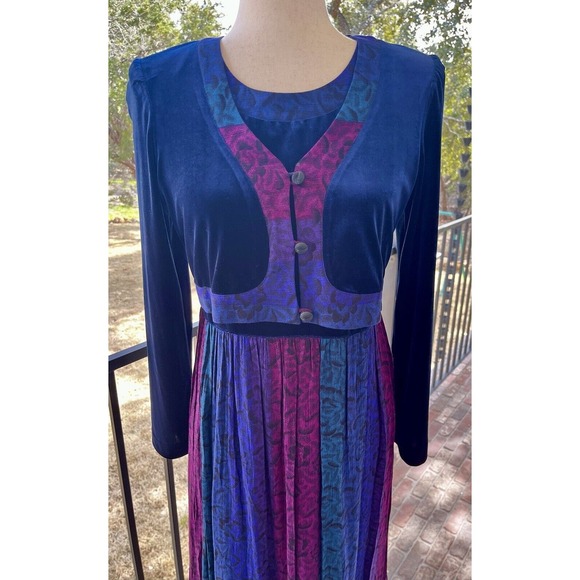 karin stevens | Dresses | Vintage Karin Stevens Petites Dress Velvet ...